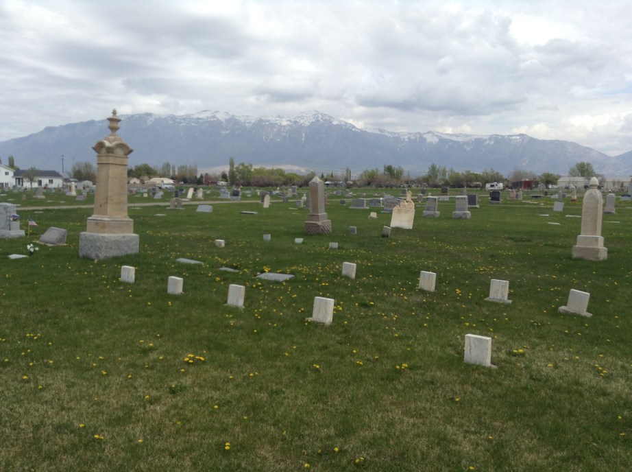 A Tale of Two Cemeteries – StoriesFromthePast.com